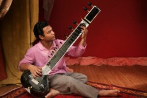 A Comprehensive Guide to Indian Sitar: History, Playing, and Tuning ...